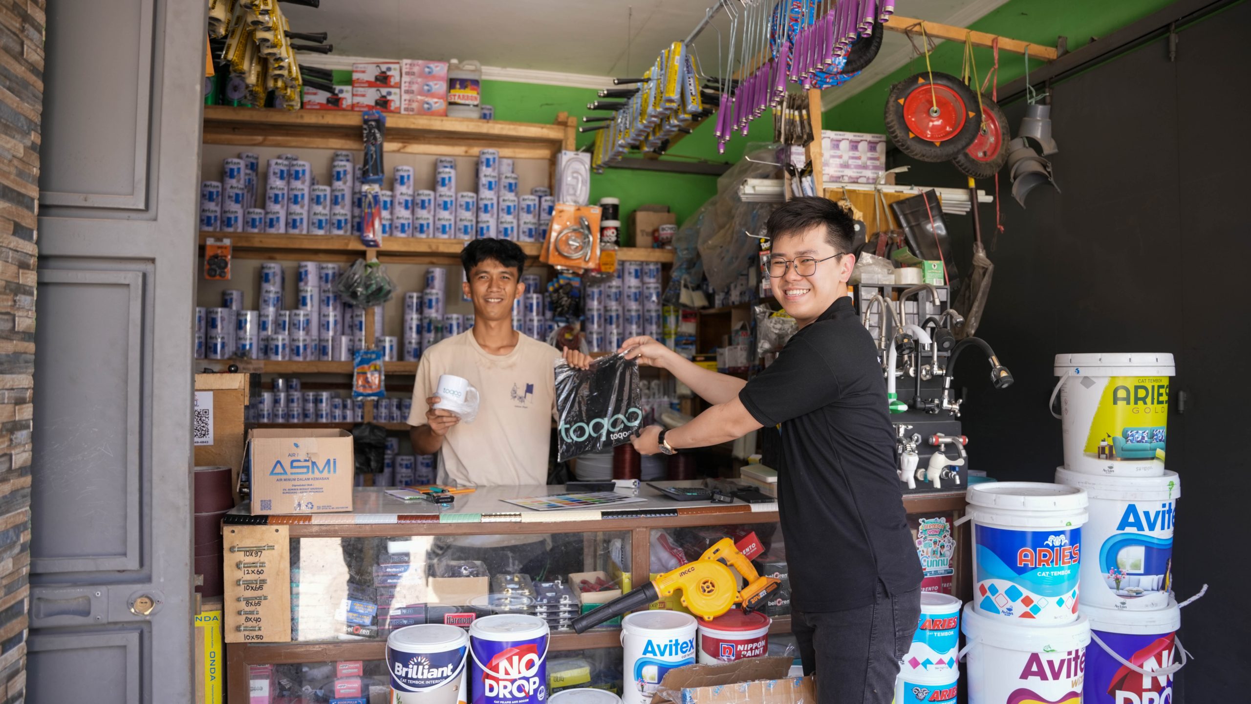 About Us - Toqoo | solusi mudah praktis dan lengkap untuk manajemen ...